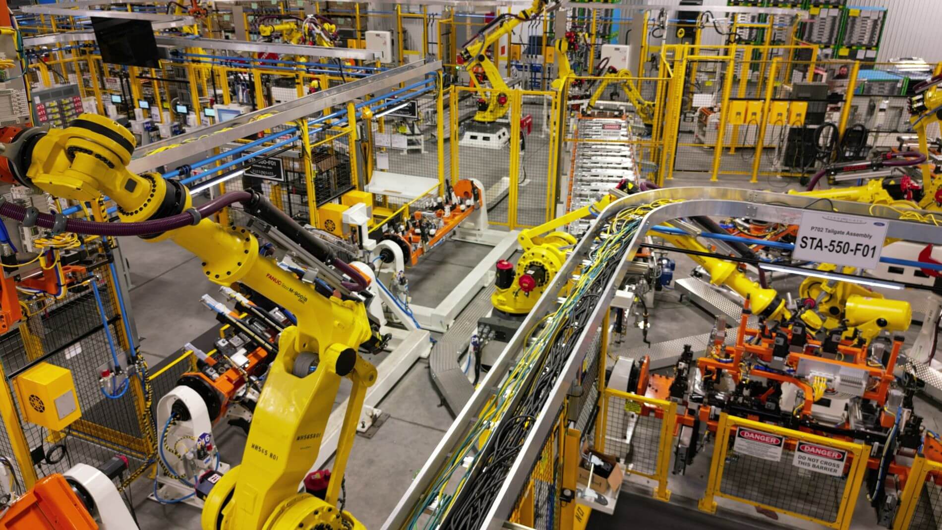 Facebook Instagram Linkedin LinkedIn